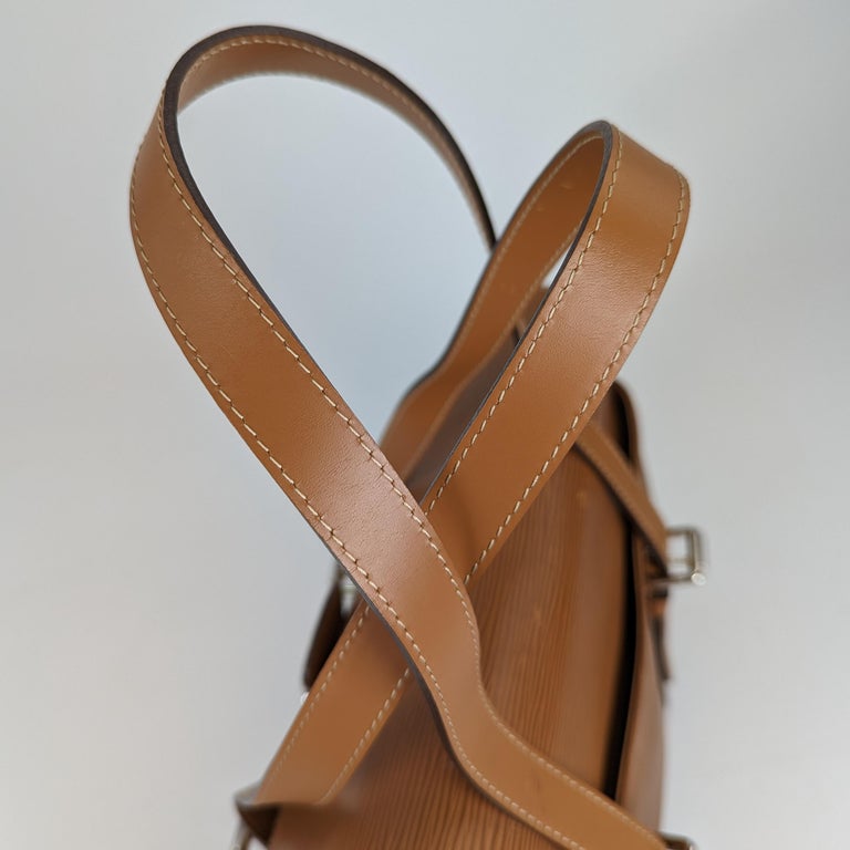 Louis Vuitton Segur leather handbag For Sale at 1stDibs