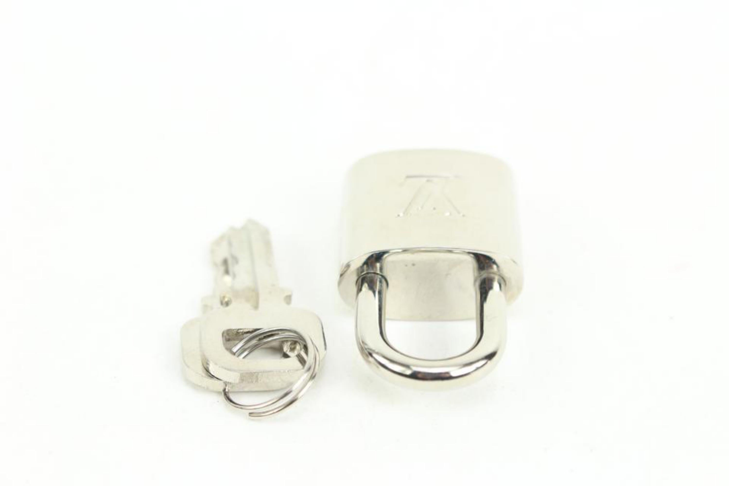 Louis Vuitton Silver Lock and 2 Key Set Padlock Cadena Bag Charm 41lk63 ...