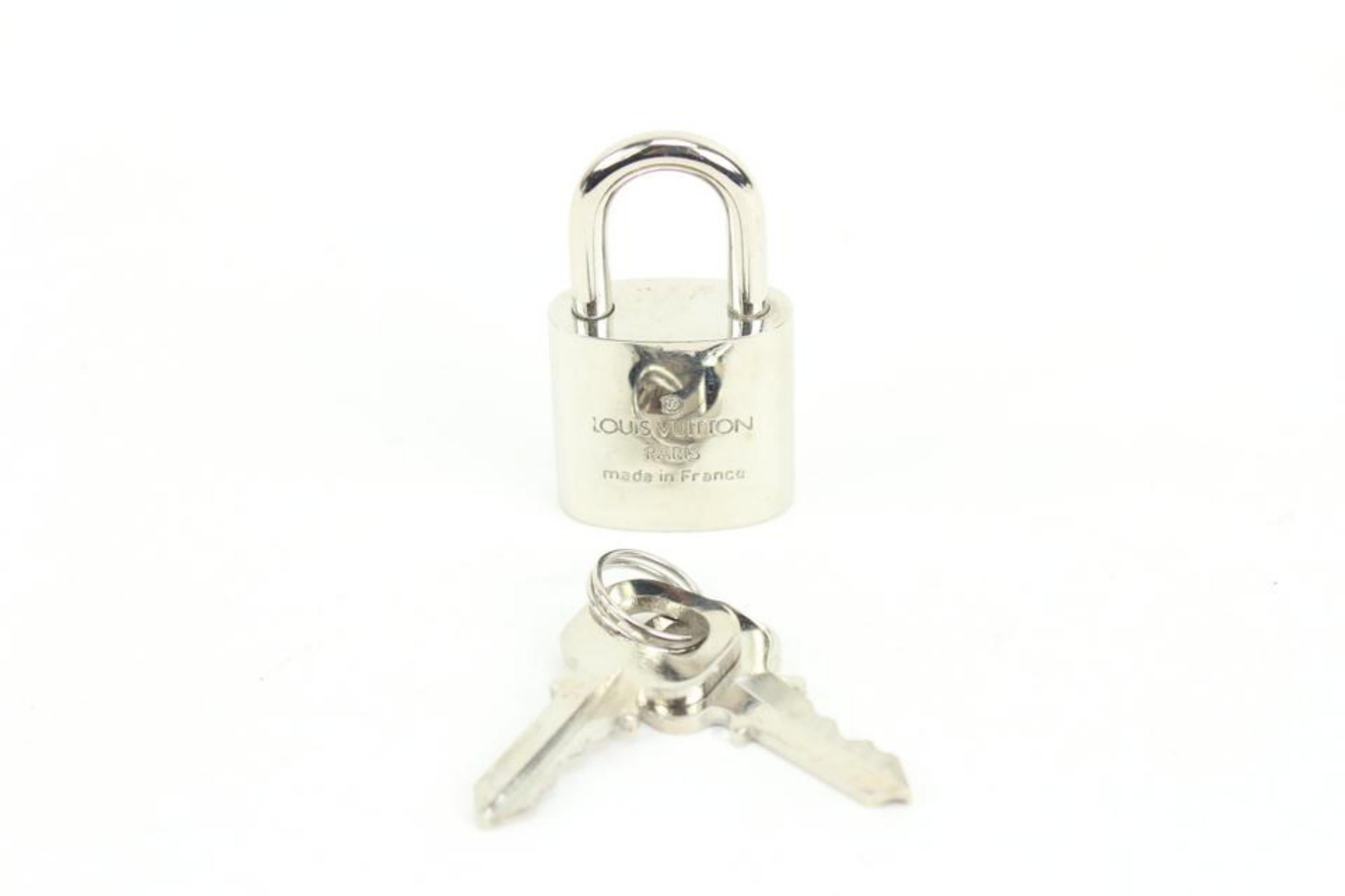 Louis Vuitton Silver Lock and 2 Key Set Padlock Cadena Bag Charm 41lk63 ...