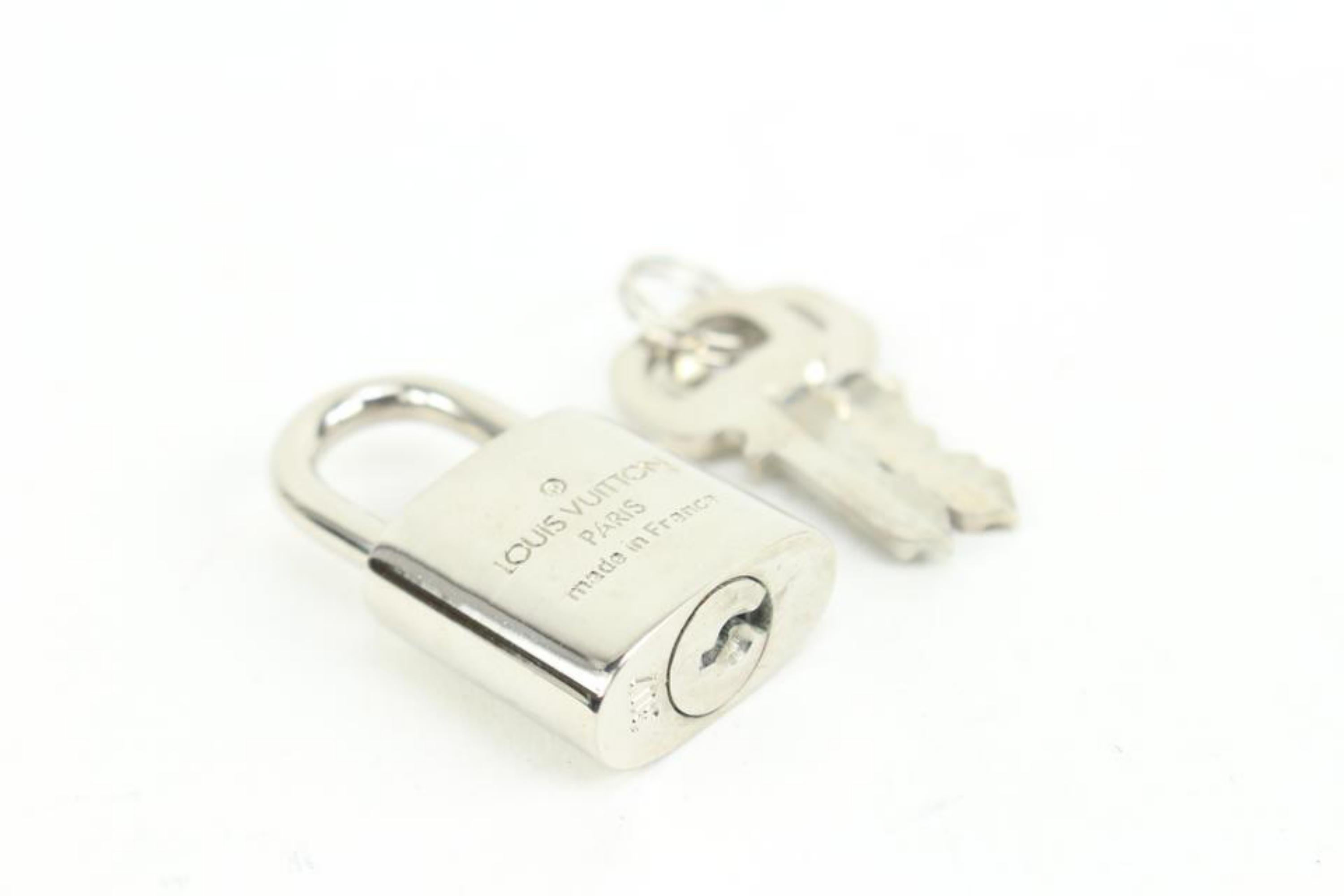 Louis Vuitton Silver Lock and 2 Key Set Padlock Cadena Bag Charm 41lk63 ...
