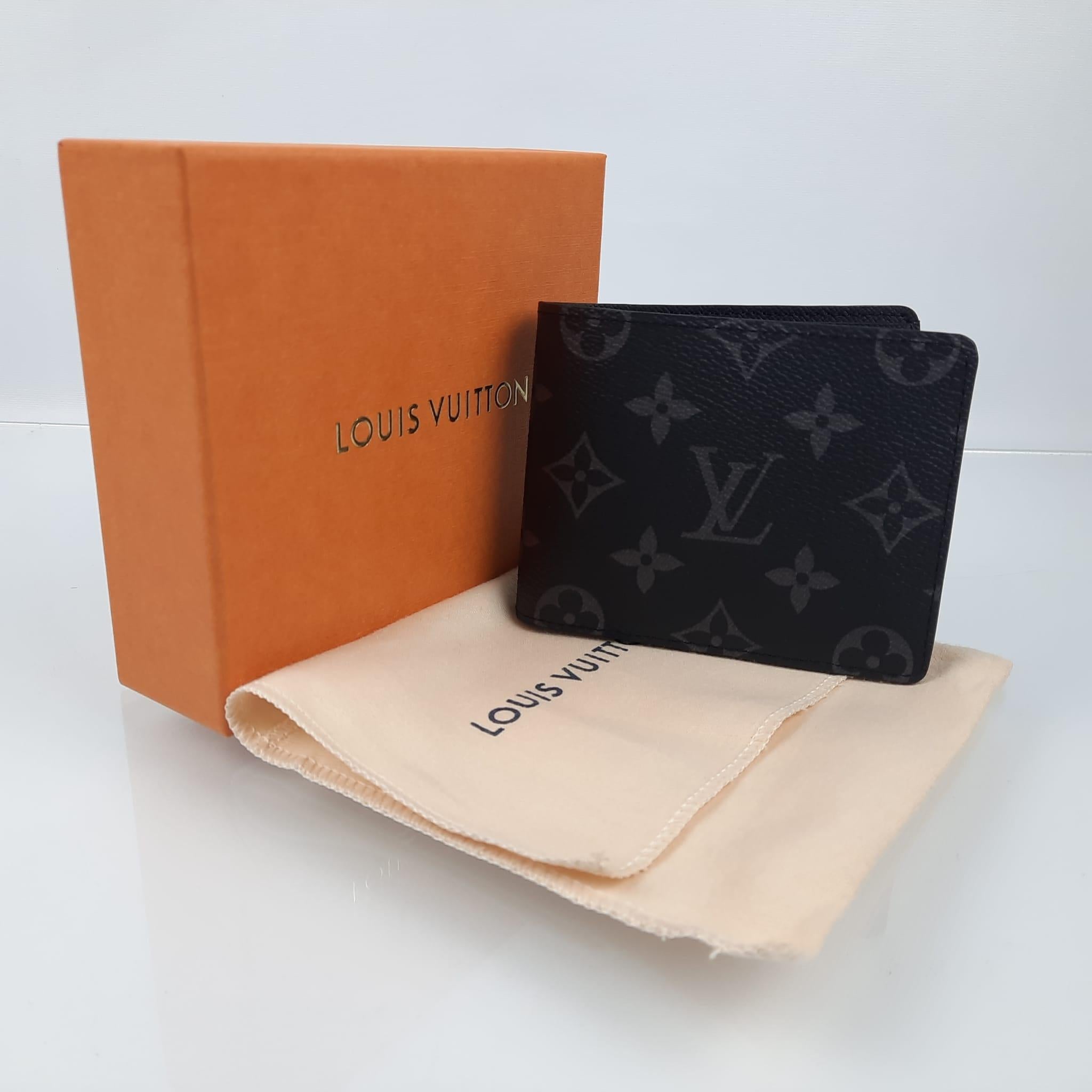 Louis Vuitton Slender Wallet Monogram Eclipse canvas For Sale at 1stDibs