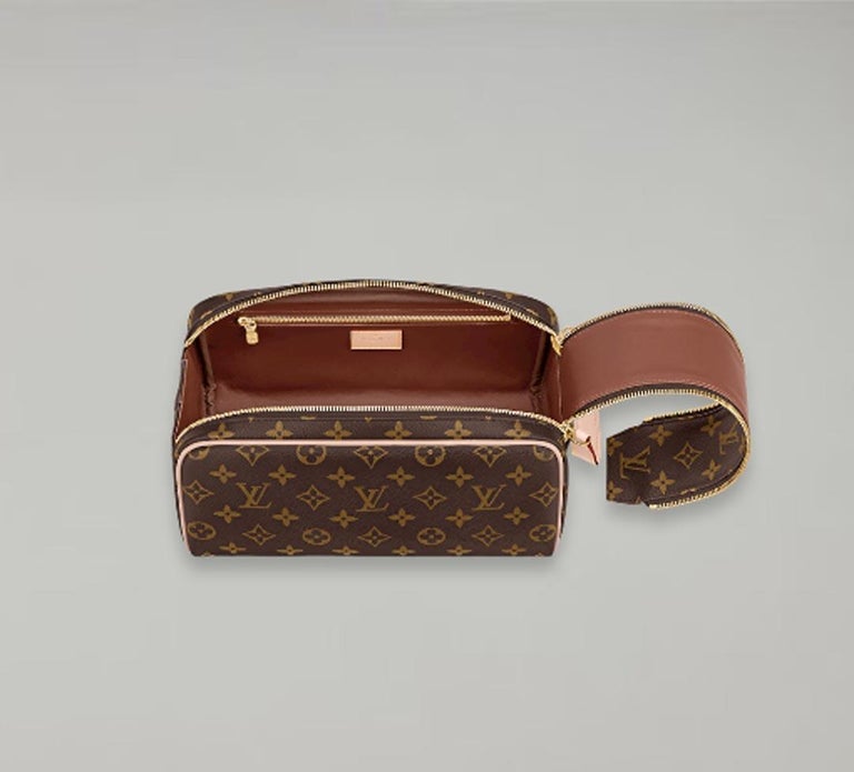 Louis Vuitton Toilet Dopp Kit Pouch Monogram Canvas For Sale at 1stDibs