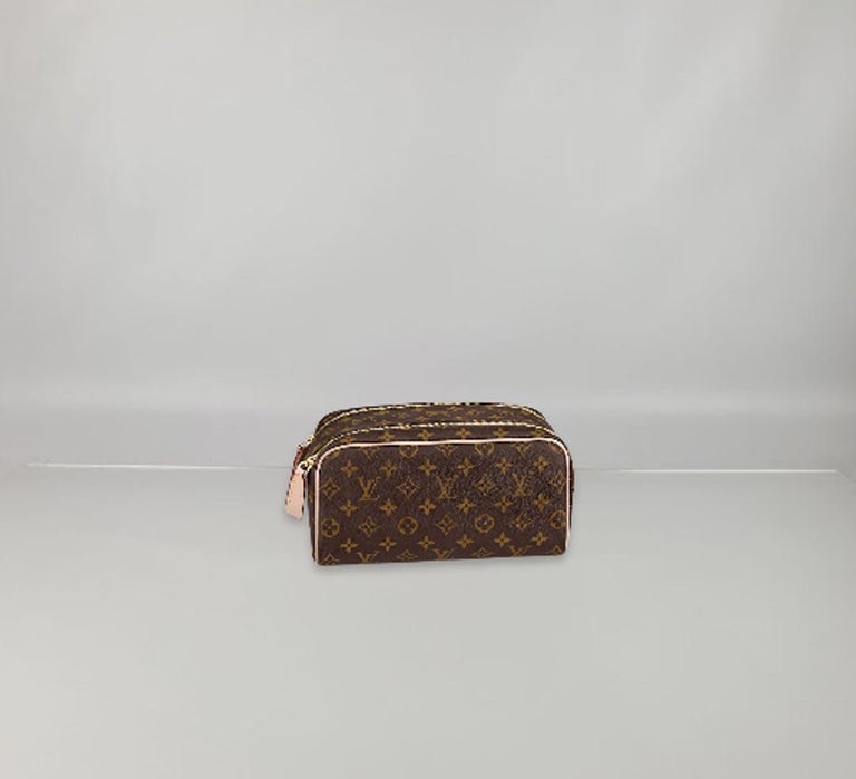 Louis Vuitton Toilet Dopp Kit Pouch Monogram Canvas For Sale at 1stDibs