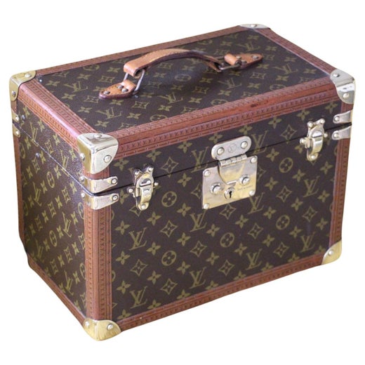 Louis Vuitton Camera Bag Limited Edition Titanium Monogram Canvas at ...