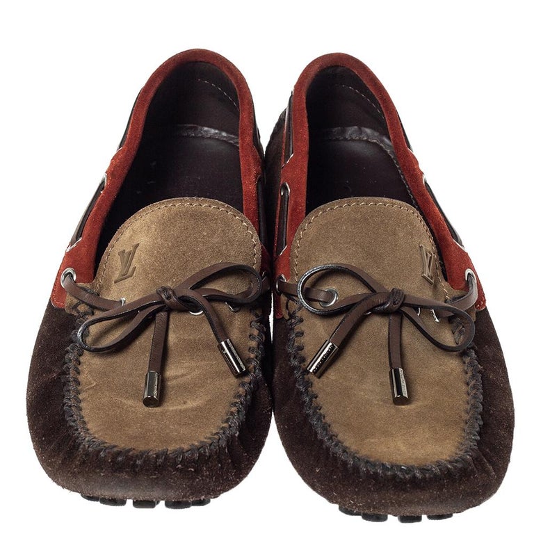 Louis Vuitton Tricolor Suede Bow Loafers Size 41 For Sale at 1stDibs