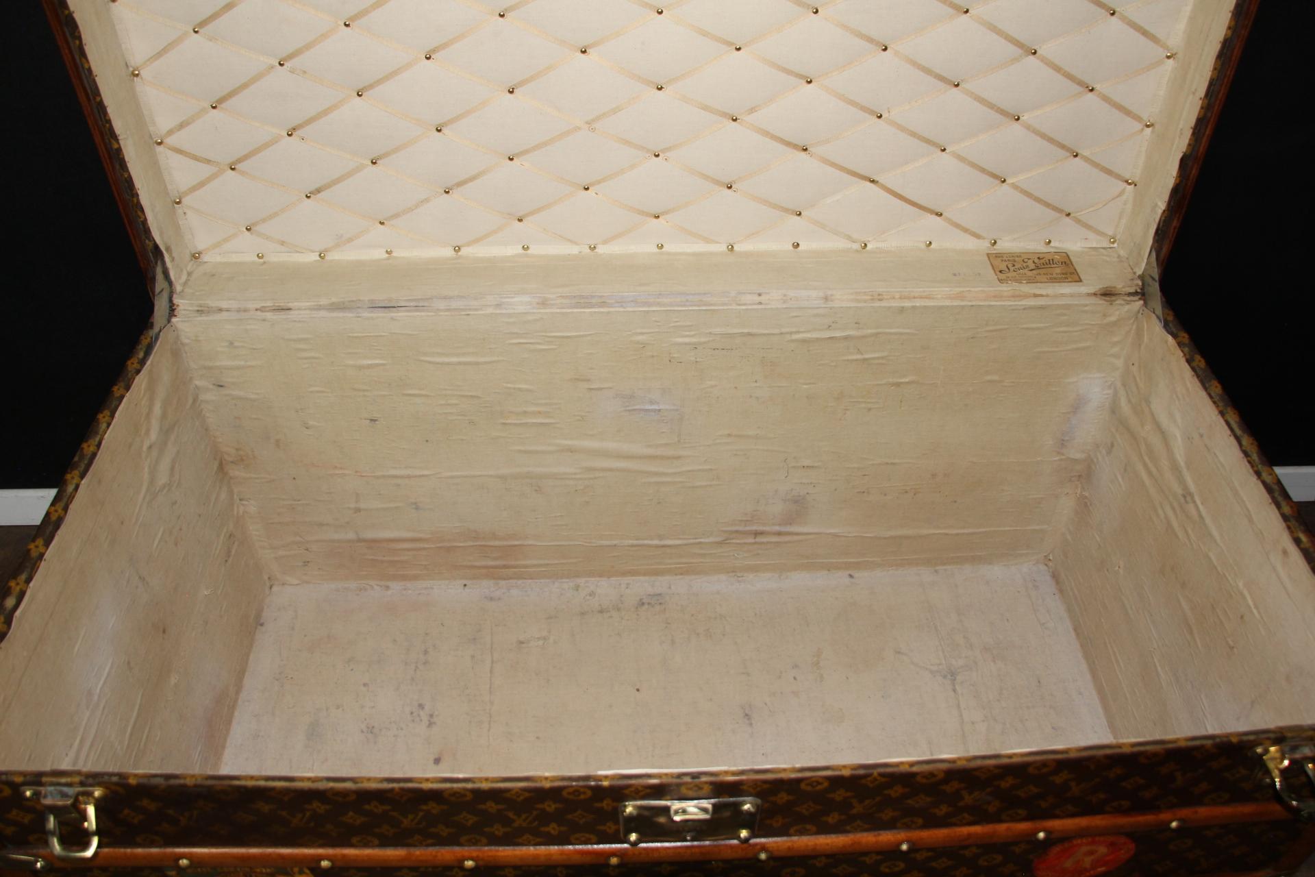 Louis Vuitton Trunk in Monogram, 110 cm Louis Vuitton Steamer Trunk For Sale at 1stDibs