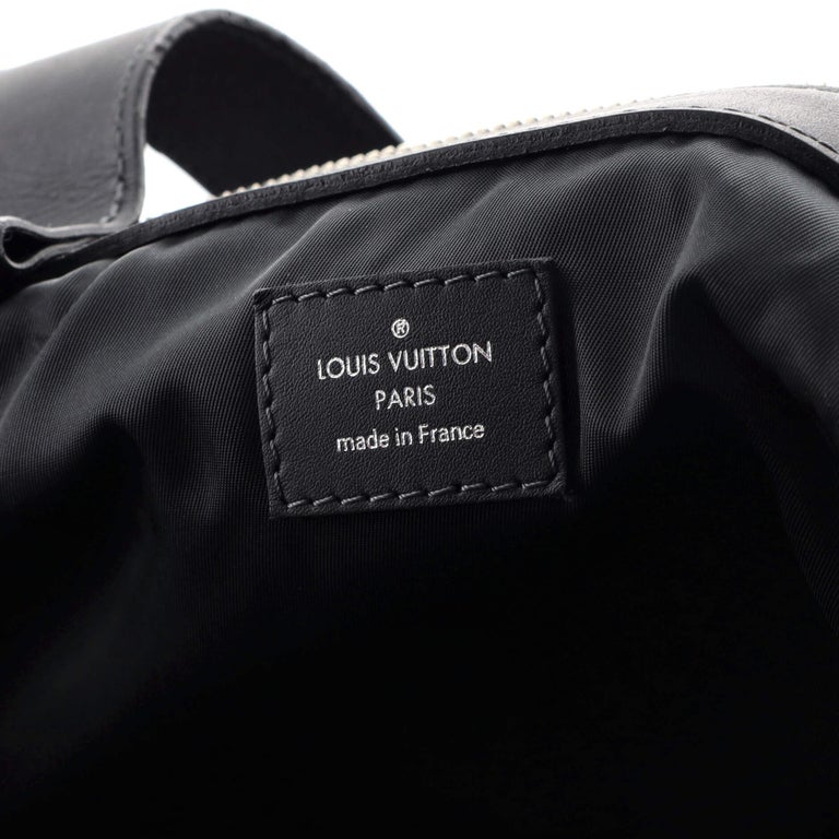 Louis Vuitton V Line Move Gaston Bag Leather For Sale at 1stDibs