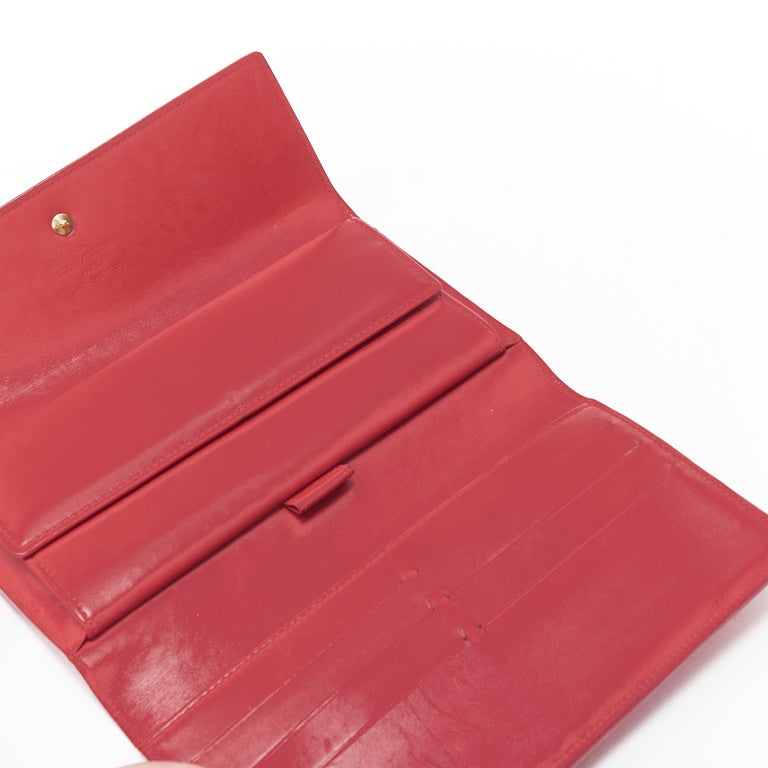 LOUIS VUITTON Vernis red patent LV logo emboss flap continental wallet ...