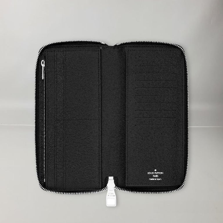 Louis Vuitton Vertical Zippy Wallet Checkered Graphite Canvas For Sale ...