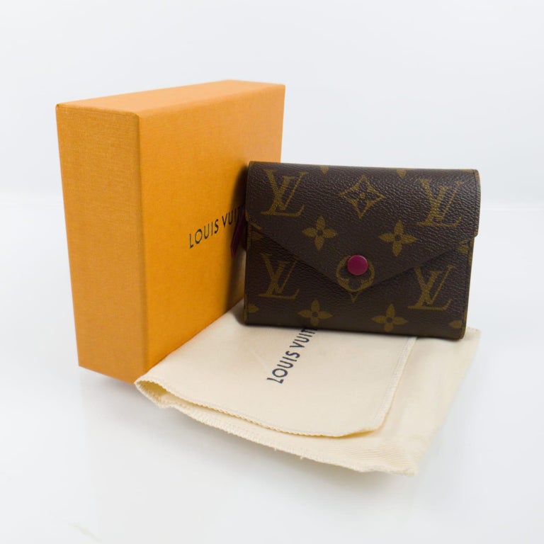 Louis Vuitton Victorine Wallet Fuchsia Monogram Canvas For Sale at 1stDibs