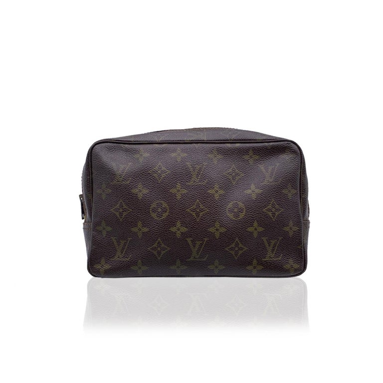 Louis Vuitton Vintage Monogram Canvas Toiletry 23 Cosmetic Wash Bag For ...