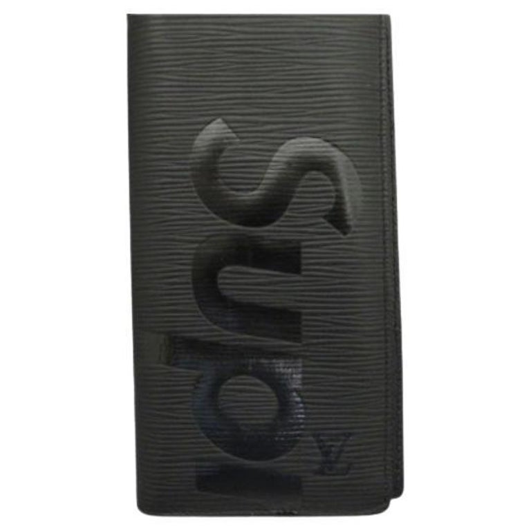 Louis Vuitton x Supreme Black Epi Leather Braza Wallet For Sale at 1stDibs