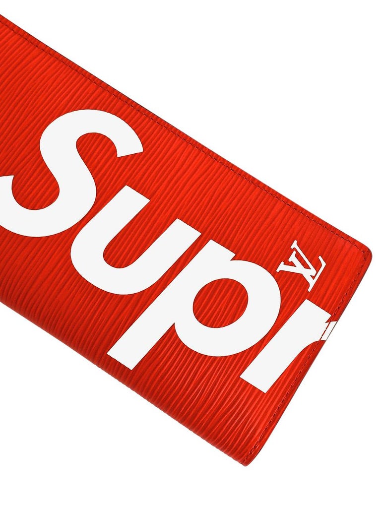 Louis Vuitton x Supreme Brazza Red Epi Leather Bi Fold Wallet at ...