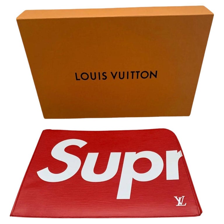 Louis Vuitton X Supreme Pochette Jour (Laptop Case) For Sale at 1stDibs