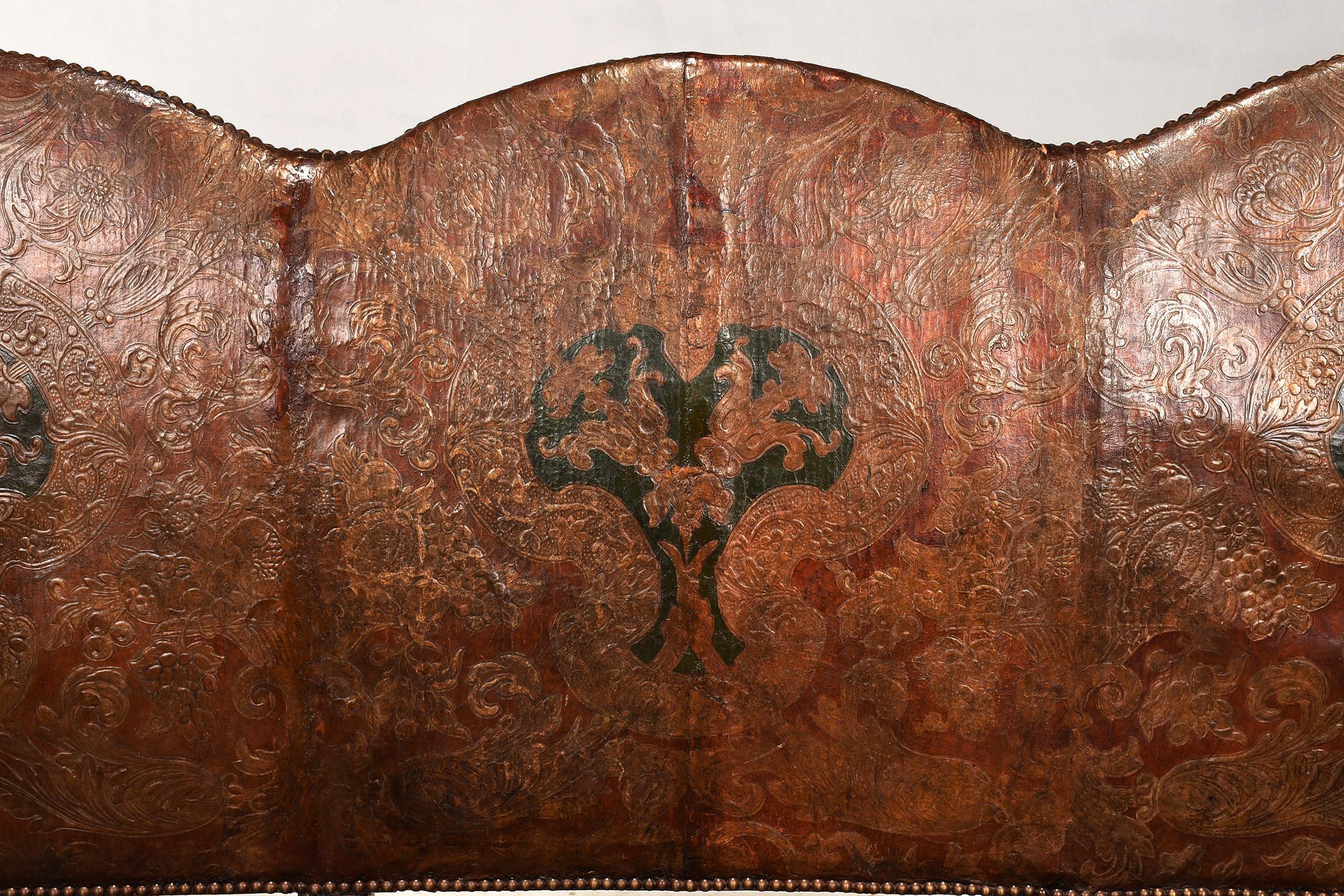 Louis XIII Os De Mouton Settee, Cuir De Cordoue 17th Century Parcel ...