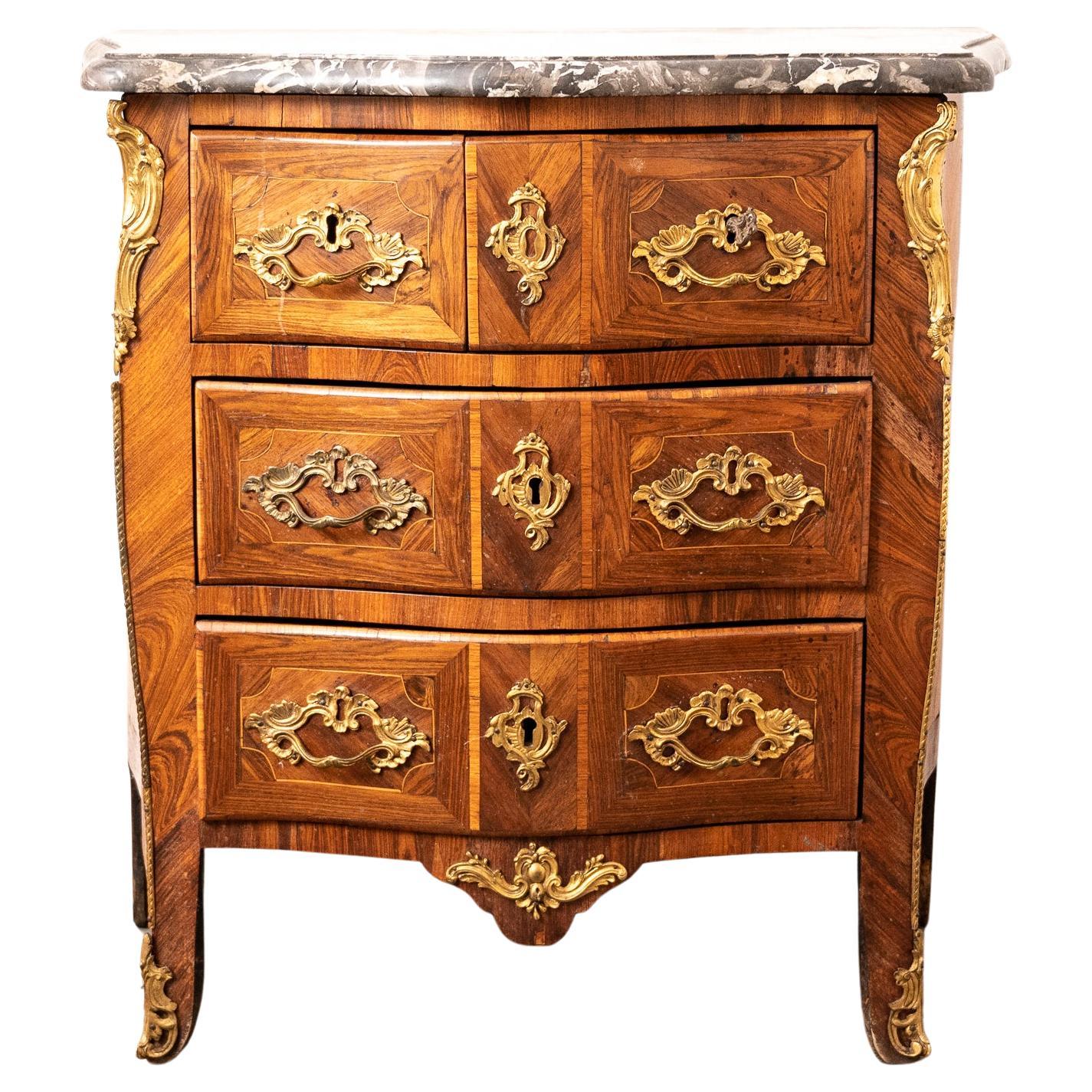 Pair of French Louis XV Kingwood Commodes For Sale at 1stDibs