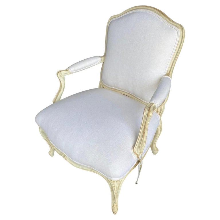 Paire de chaises Louis XV en lin En vente sur 1stDibs