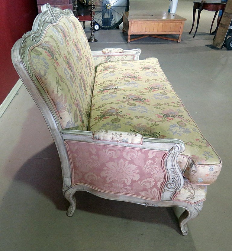 Early 1900s Painted Carved French Louis XV Style Settee Sofa Couch at ...