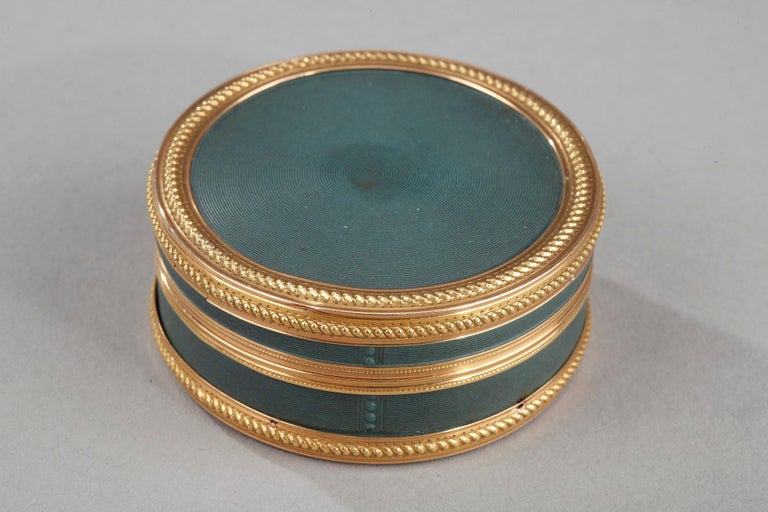 Louis XVI Candy Box in Gold, Circa 1782 For Sale at 1stDibs