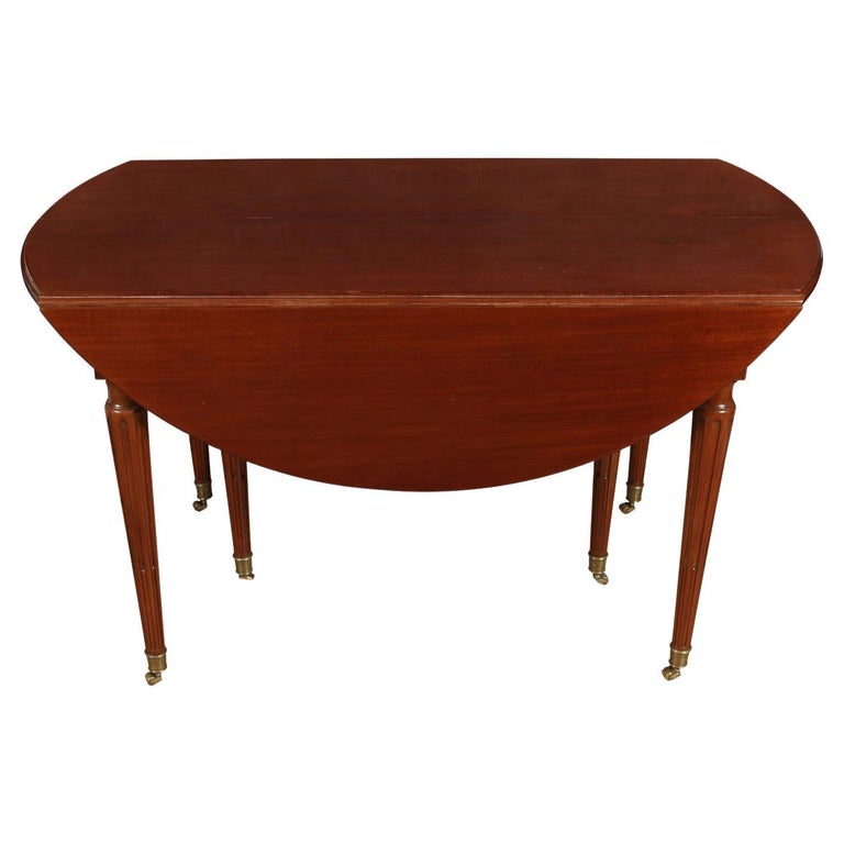 Louis XVI Mahogany Extension Table with Leaves For Sale at 1stDibs