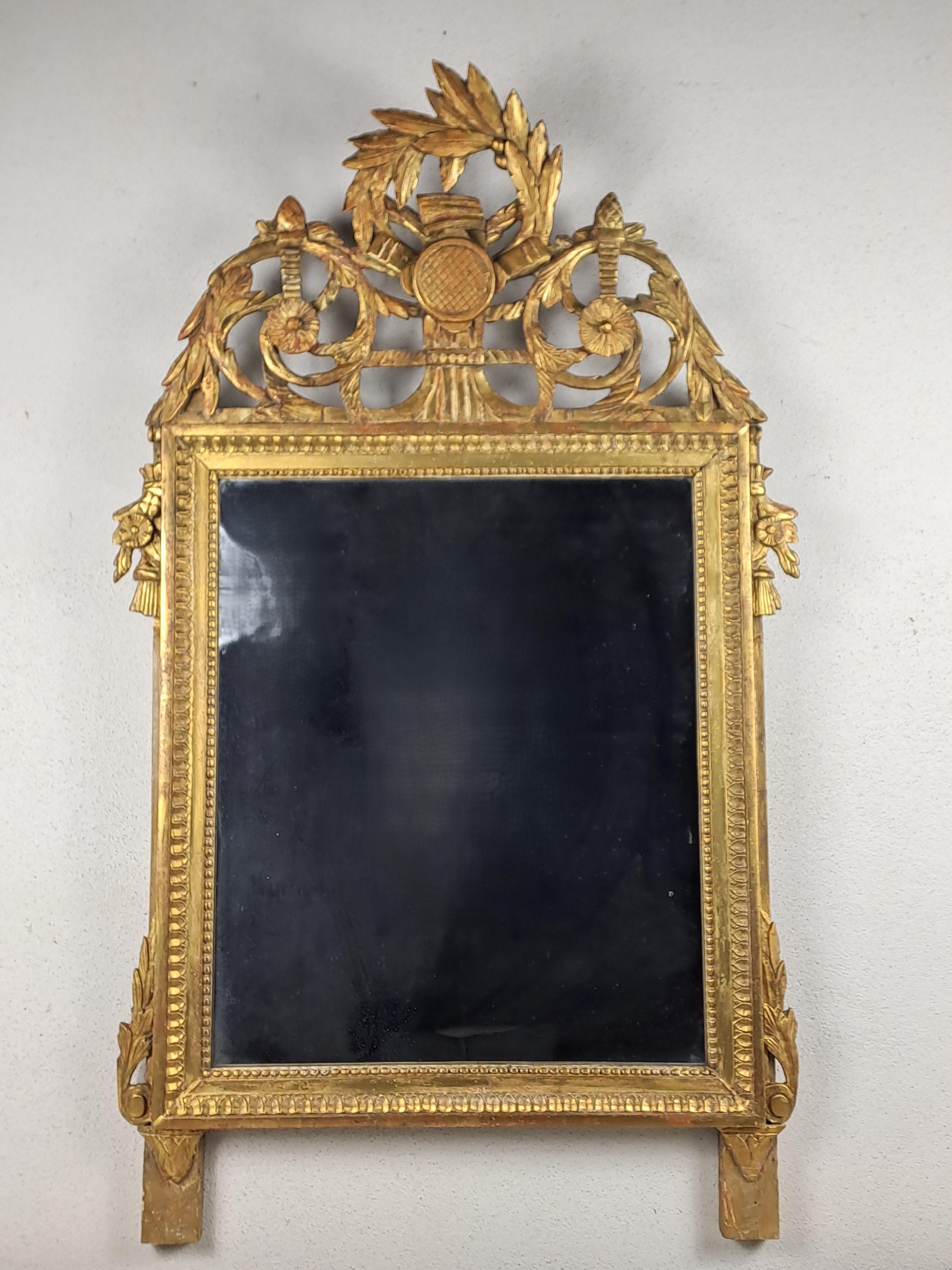 Louis XVI Mirror In Gilded Wood For Sale at 1stDibs