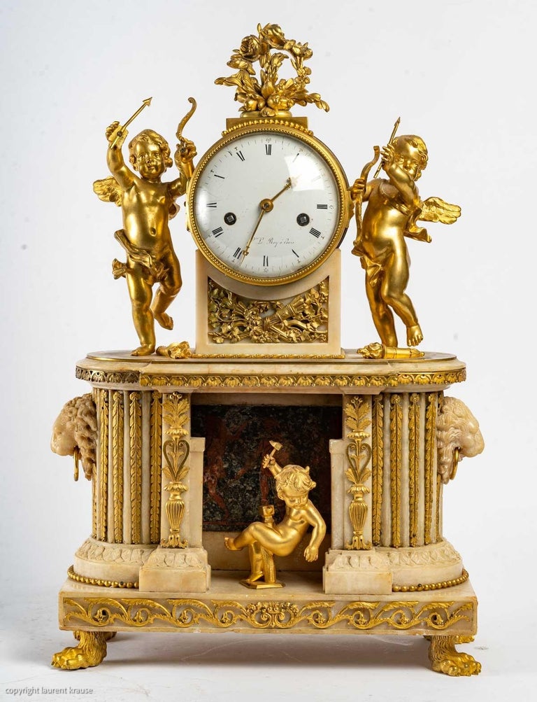 Louis XVI Period Clock in Bronze and Alabastere For Sale at 1stDibs