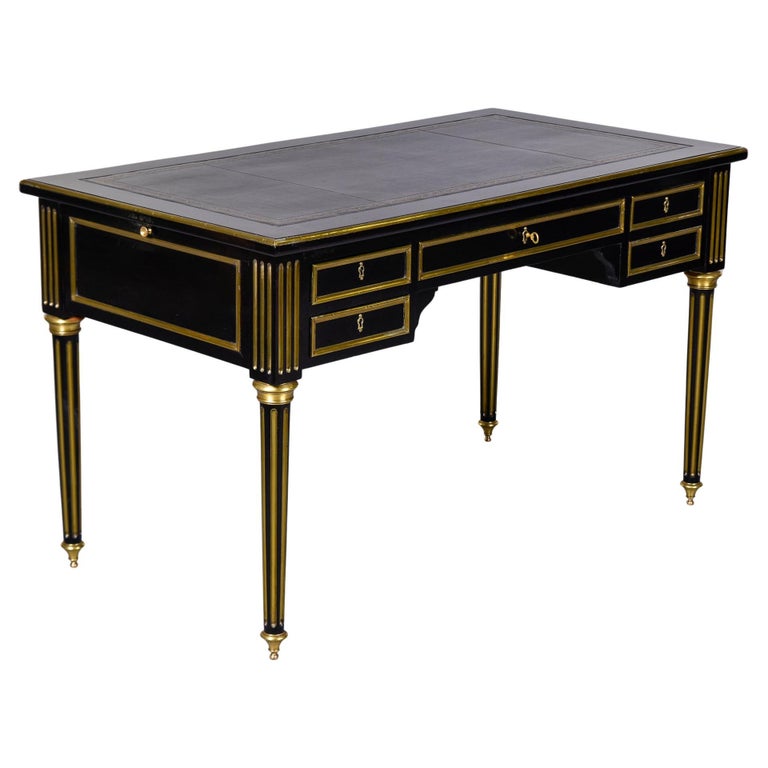 Bureau de style Louis XVI en bois d'ébène avec plateau en cuir noir ...