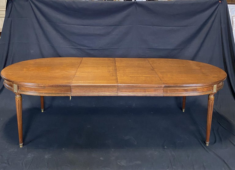 Louis XVI Style Walnut Italian Louis XVI Table with Leaves #5316 at 1stDibs