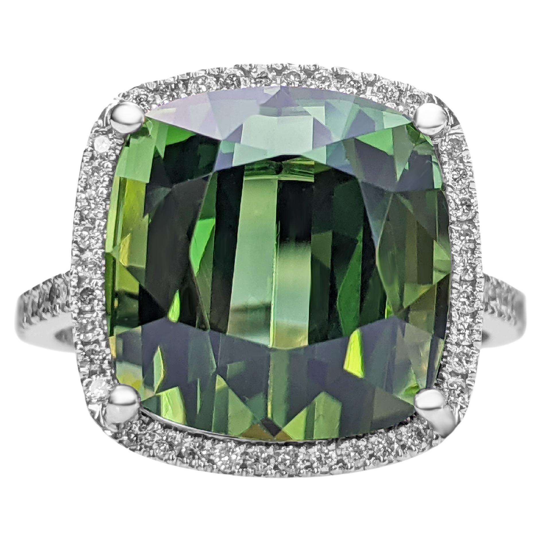 Loupe Clean 11.18 Carat Natural Tourmaline and 0.50 Ct Diamonds 18K ...