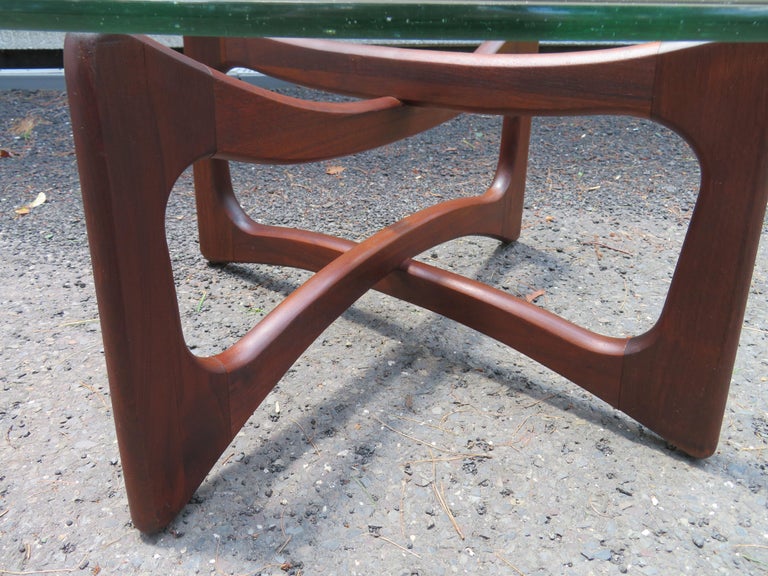 Lovely Adrian Pearsall Round Dogbone Walnut Coffee Table Mid-century ...