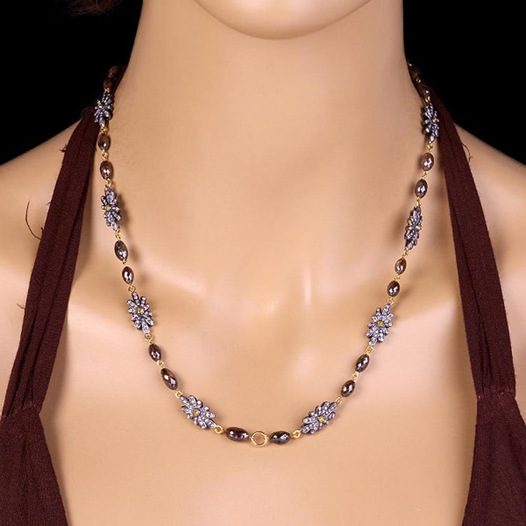 Lovely Ice Diamond and Pave Diamond Motif Necklace For Sale at 1stDibs