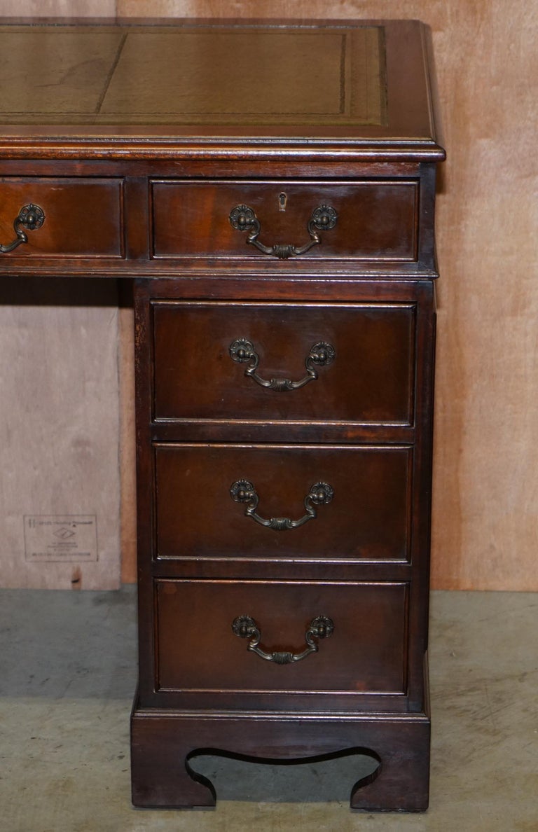 Lovely Vintage Green Leather Hardwood Twin Pedestal Traditional Partner ...