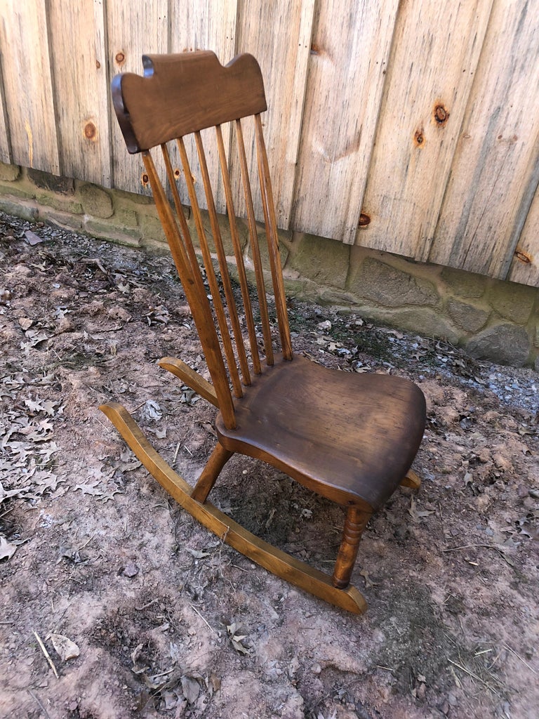 Low Slung Vintage Nursing Rocker at 1stDibs