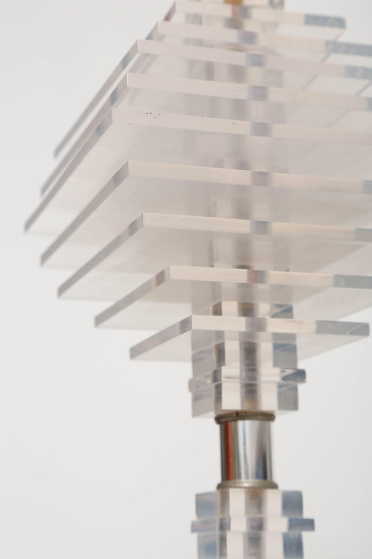 Lucite Table Lamp, 1960s, USA For Sale at 1stDibs