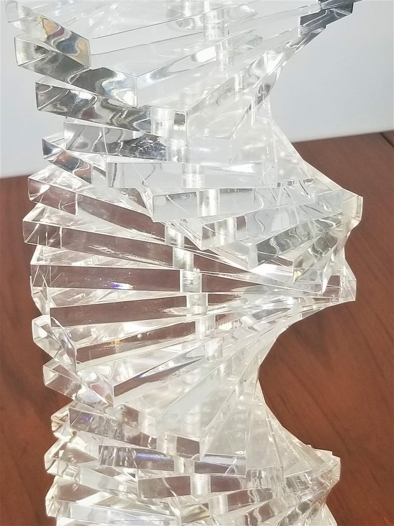 Lucite Table Lamp For Sale at 1stDibs