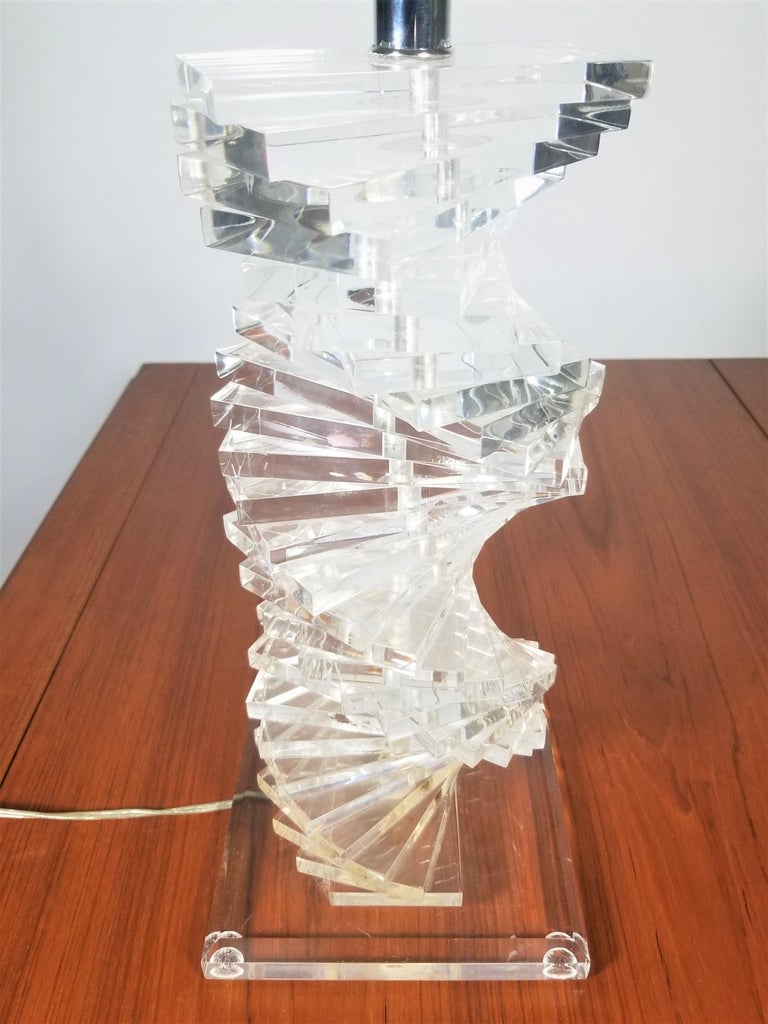 Lucite Table Lamp For Sale at 1stDibs