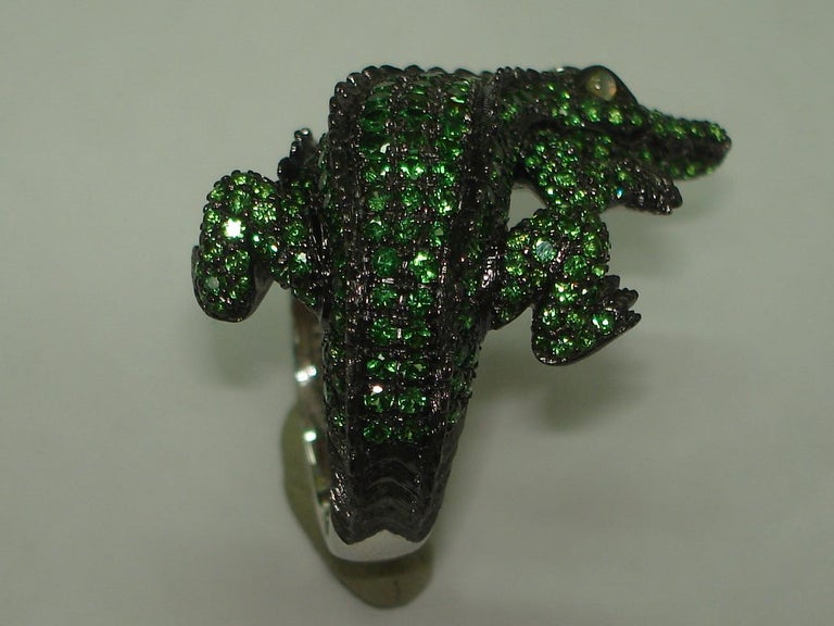 Lucky Diamond Ruby Pearl 18 Karat Yellow Gold Precious Alligator Ring ...