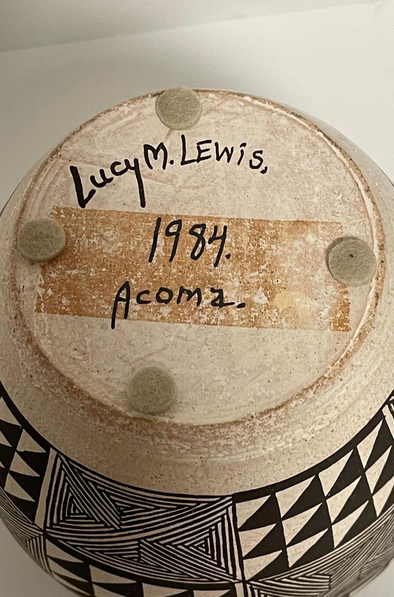 Lucy Lewis Acoma Vessel, 1984 For Sale at 1stDibs