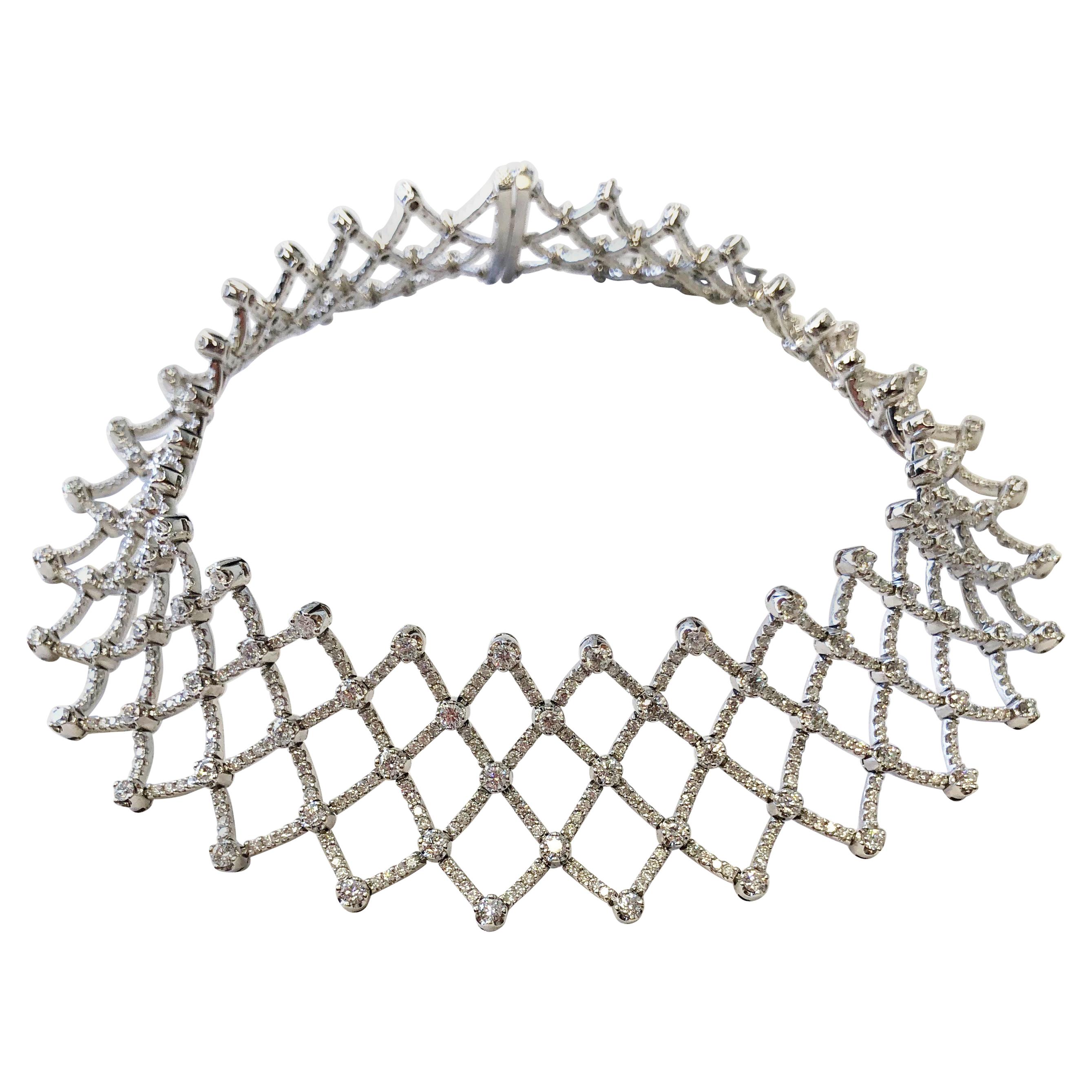 Lugano Diamond Necklace in 18 Karat White Gold For Sale at 1stDibs