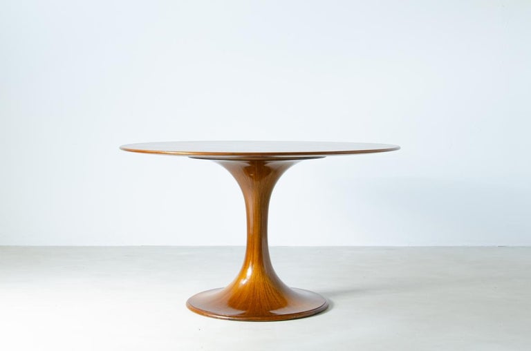 Luigi Massoni Elegant Mahogany Table For Sale at 1stDibs