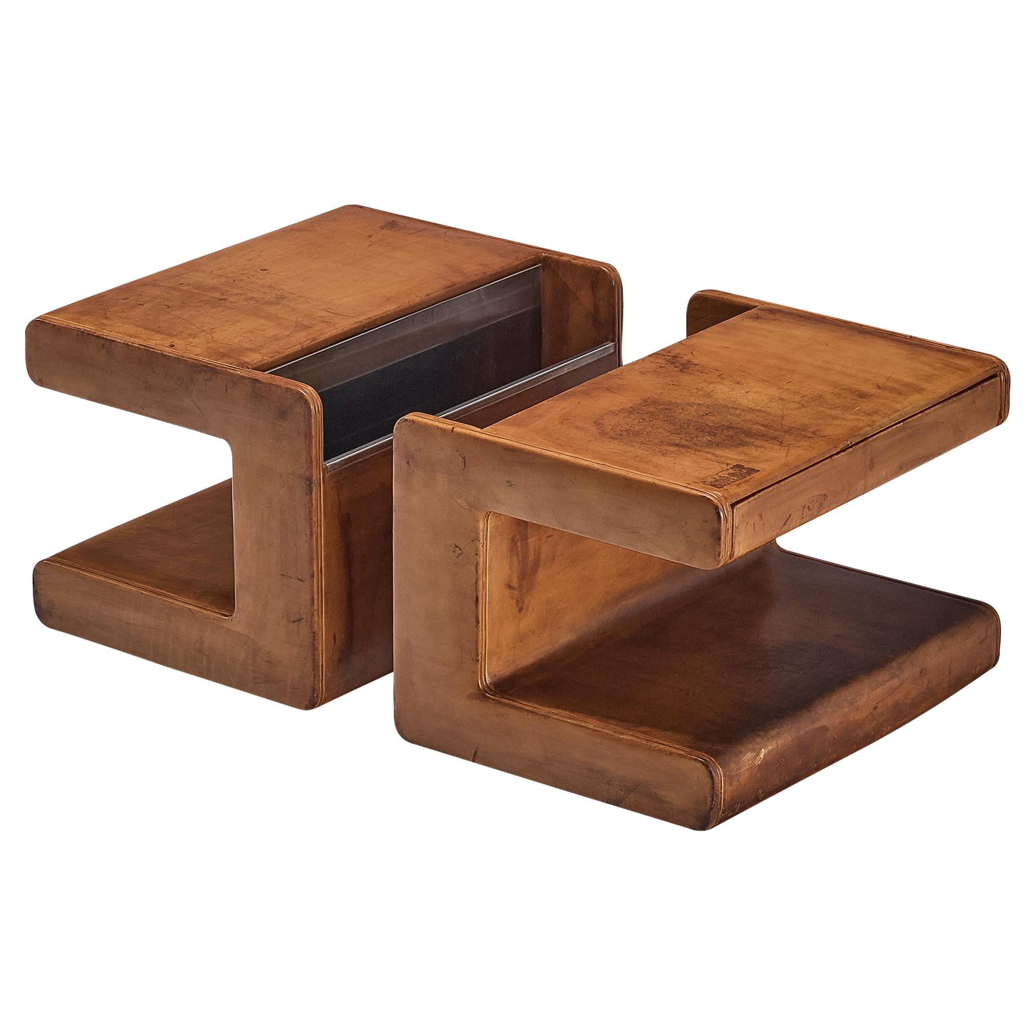 "Cartoccio" Vase Design Luigi Massoni for Guzzini, 1970s at 1stDibs