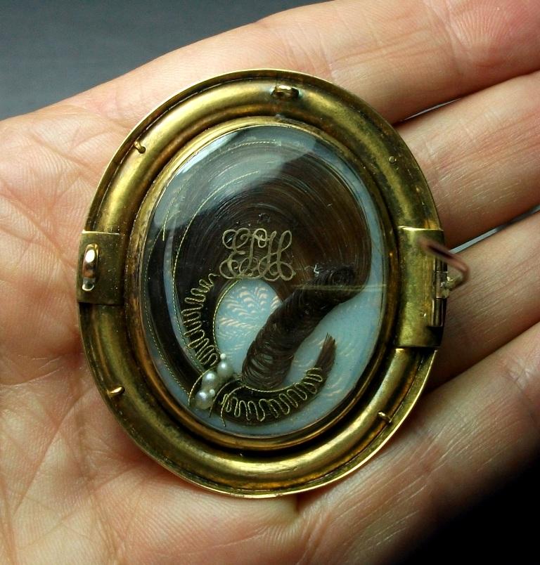 Luigi Rosi Antique Victorian Nymph Arethusa Hard Stone Cameo Brooch at ...