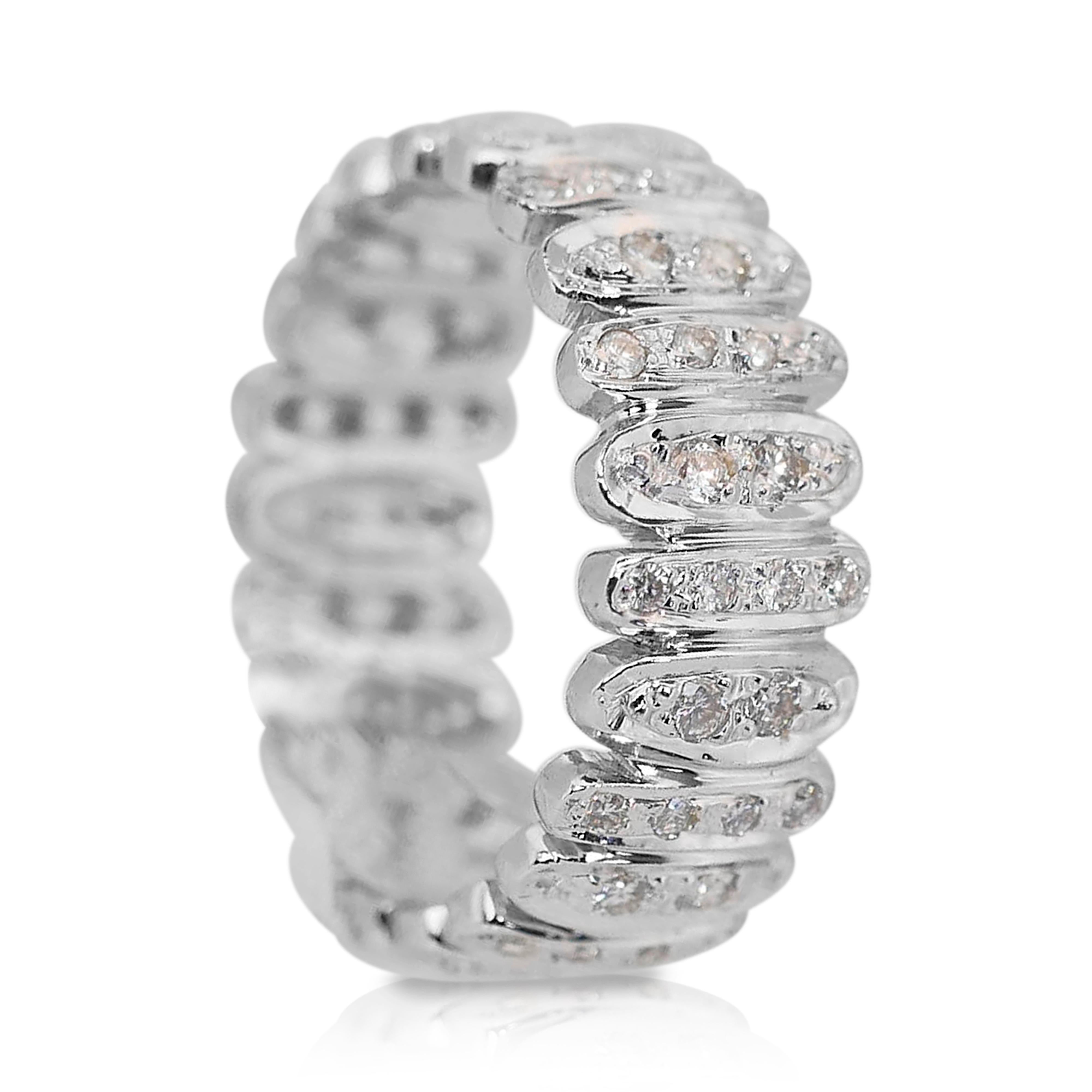 Luminous 1.03ct Natural Diamonds Ring in 18k White Gold - IGI Certified ...