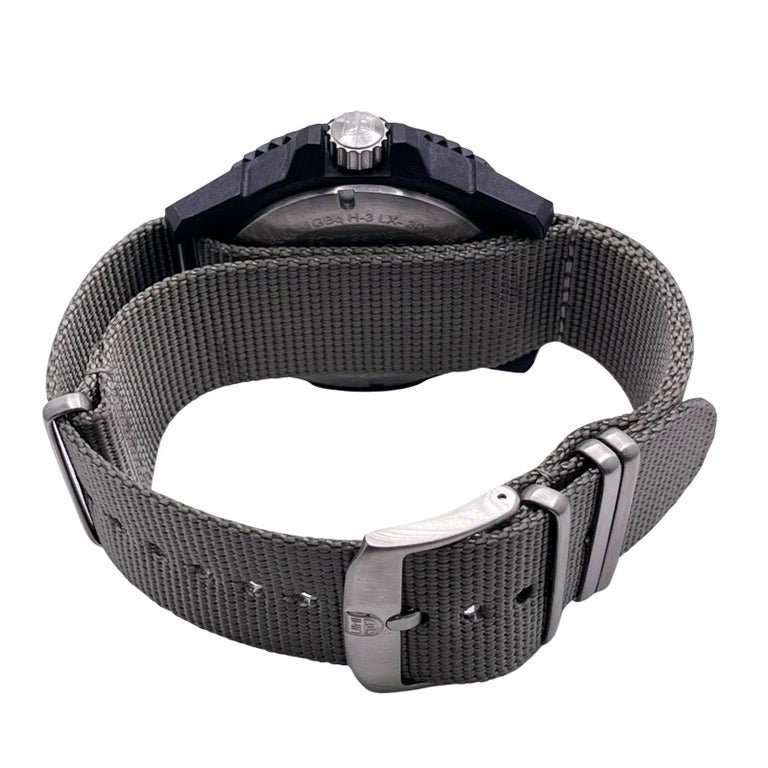 Luminox Master Carbon Seal Grey Dial Nylon Strap Quartz Mens Watch XS ...