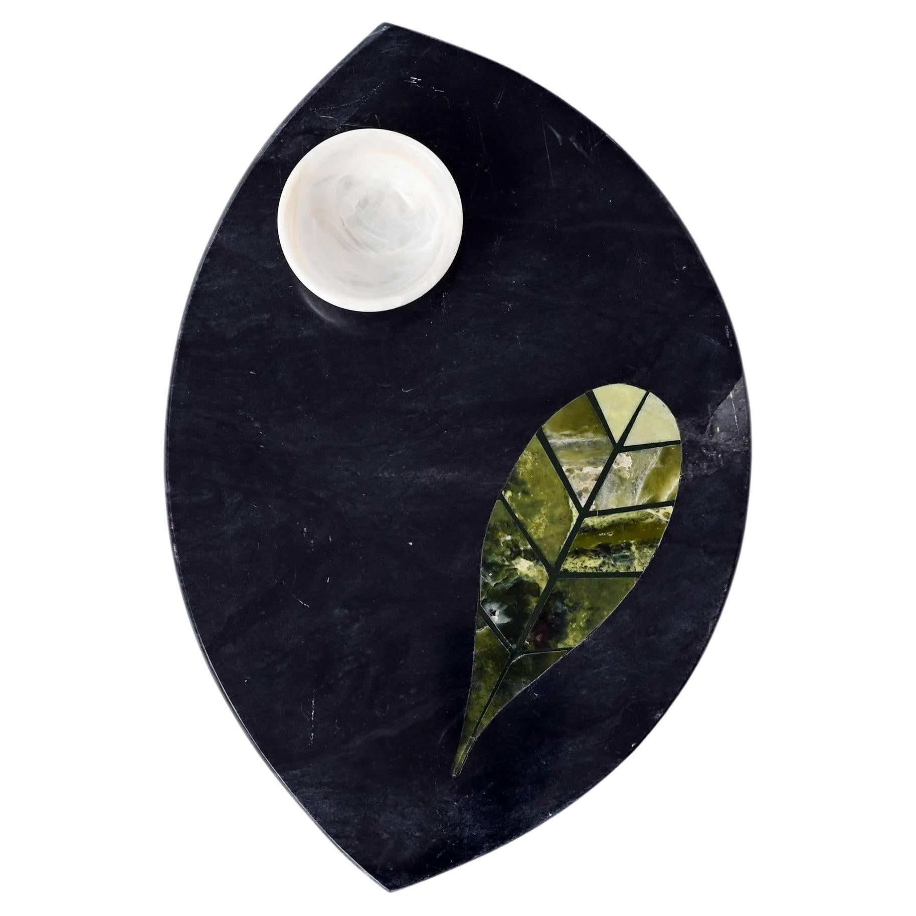 Serpentine Decorative Objects - 47 For Sale at 1stDibs