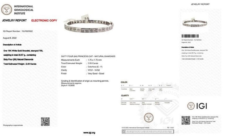 Luxurious 18K White gold Bangle with 2 Ct Natural Princess Diamonds - IGI Cert For Sale at 1stDibs