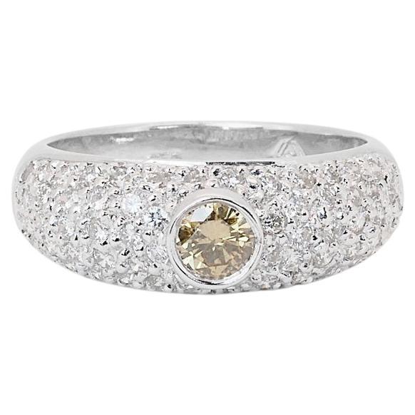 Luxurious 18K White Gold Dome Ring with 1.45 Ct Natural Diamonds For Sale at 1stDibs
