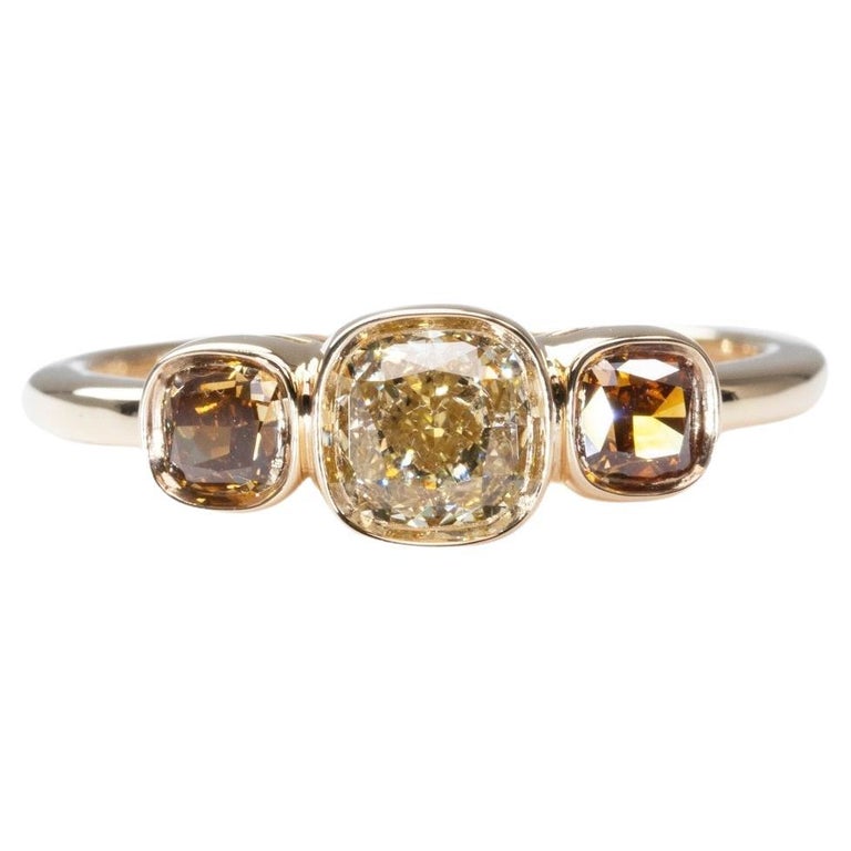 Luxurious 18k Yellow Gold Cluster Ring w/ 0.7ct Natural Diamonds-AIG ...
