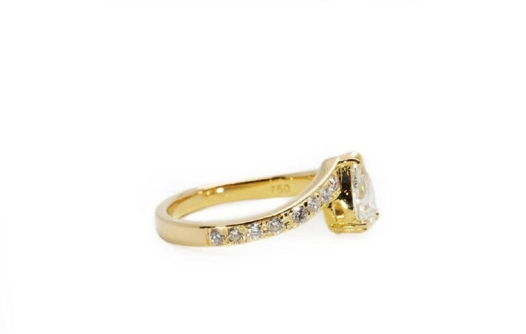 Luxurious 18K Yellow Gold Pave Ring with 0.67 Ct Pear Natural Diamonds ...