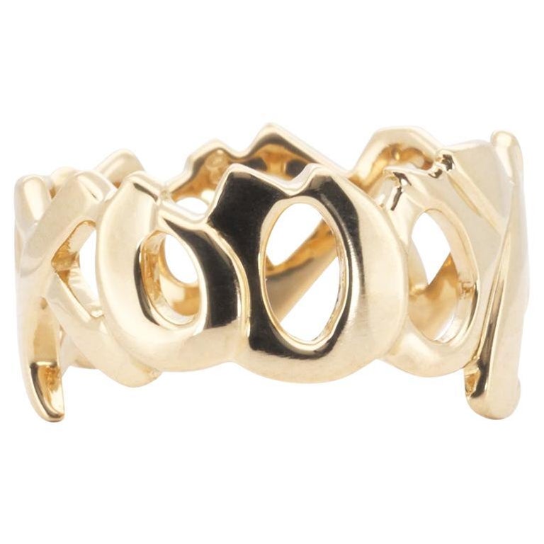 Luxurious 18k Yellow gold Ring Natural Yellow Gold For Sale at 1stDibs